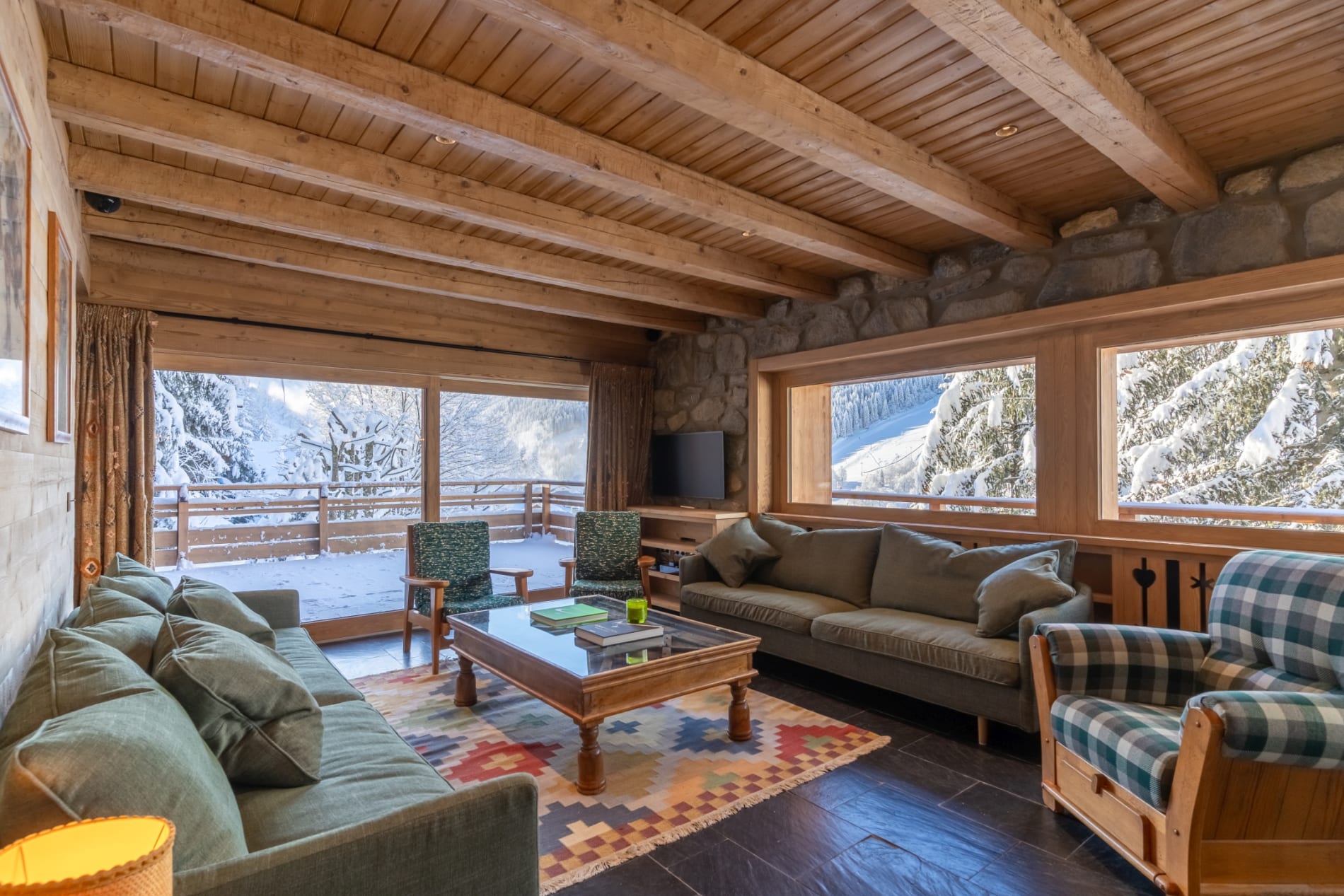 Chalet Les Loups | Best Catered Chalet Meribel